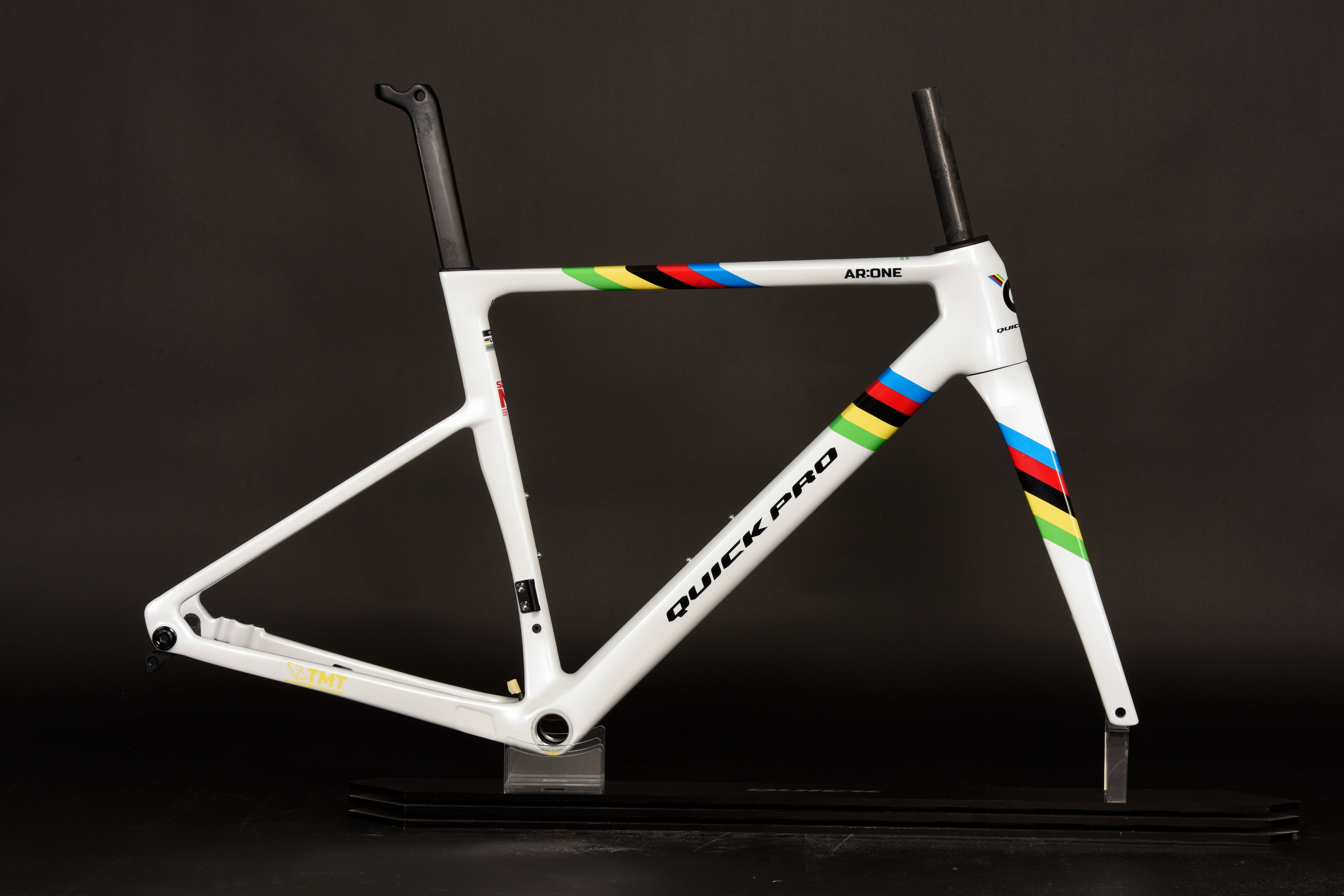 AR:ONE UCI CUSTOM COLOR